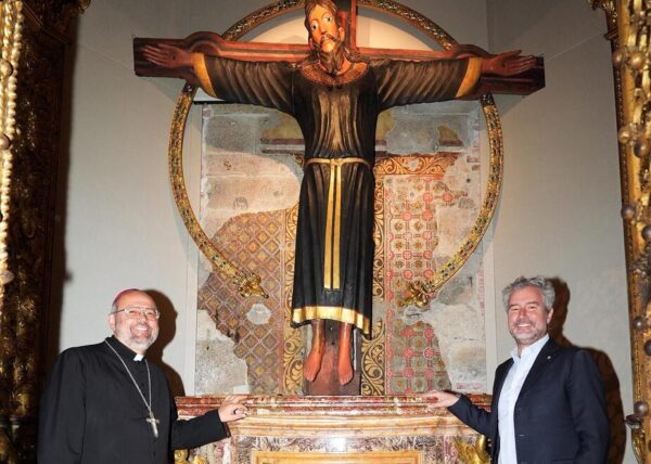Lucca, il Volto Santo torna a casa - Altopascio.info